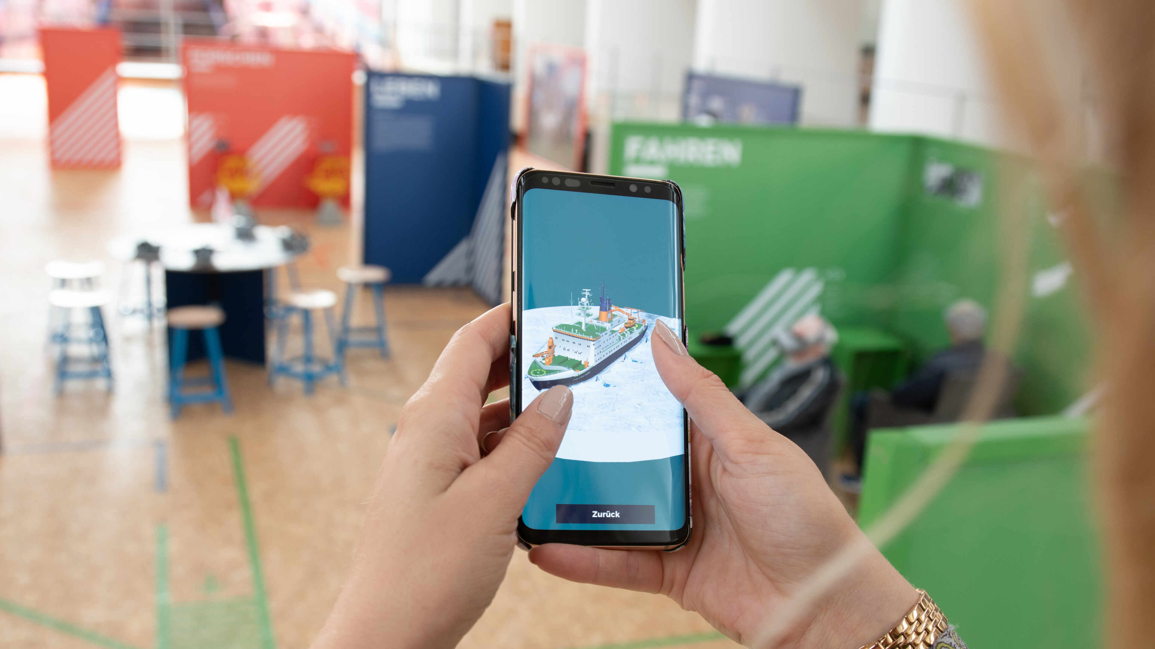 Museum at any time and anywhere